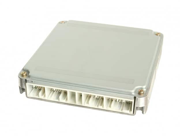 How to Replace an Engine ECU - BreakerLink Blog