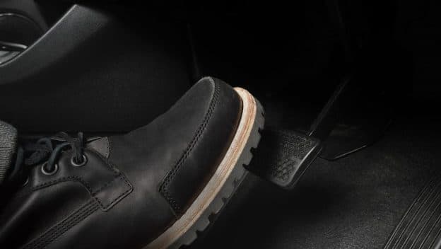 Nine signs and symptoms of a bad brake caliper and how to fix it ...