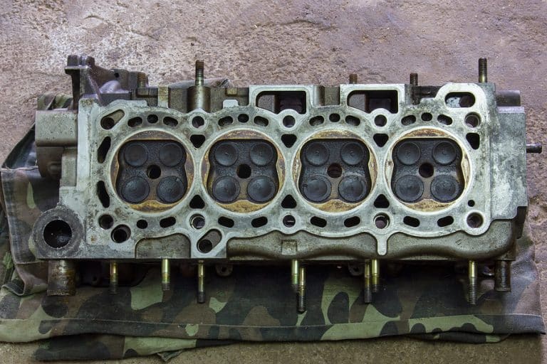 Replacing a Cylinder Head - BreakerLink Blog