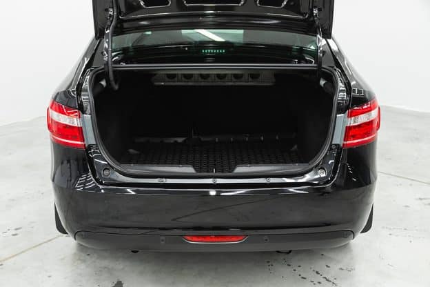 Replacing a Car Boot Lid - BreakerLink Blog