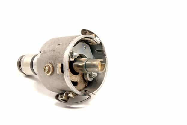 Replacing your Car’s Distributor - BreakerLink Blog